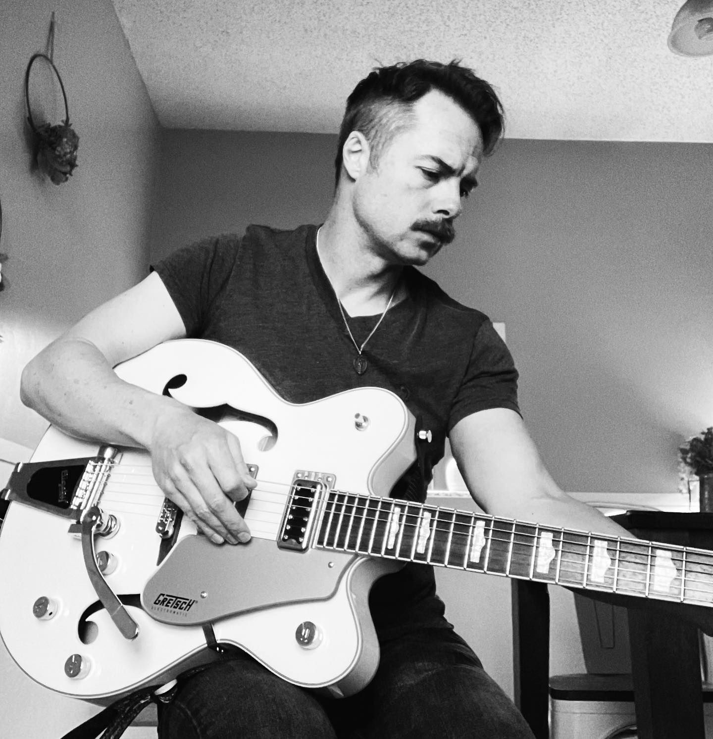 Ri Wolf & The Prairie Hawks | The Western Horseman Club